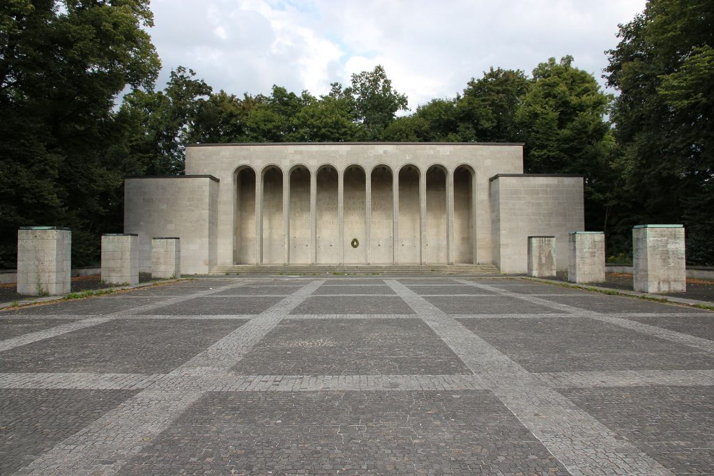 Visitar el Ehrenhalle de Nuremberg | alemanianazi.com